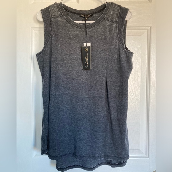 DG2 by Diane Gilman | Tops | New Dg2 By Diane Gilman Distressed Tank ...